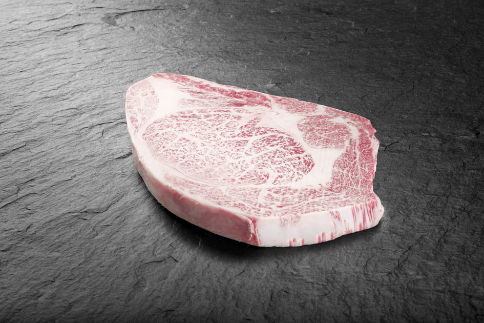 Original Japanese Wagyu A5+ Ribeye kaufen bei LUMA Delikatessen
